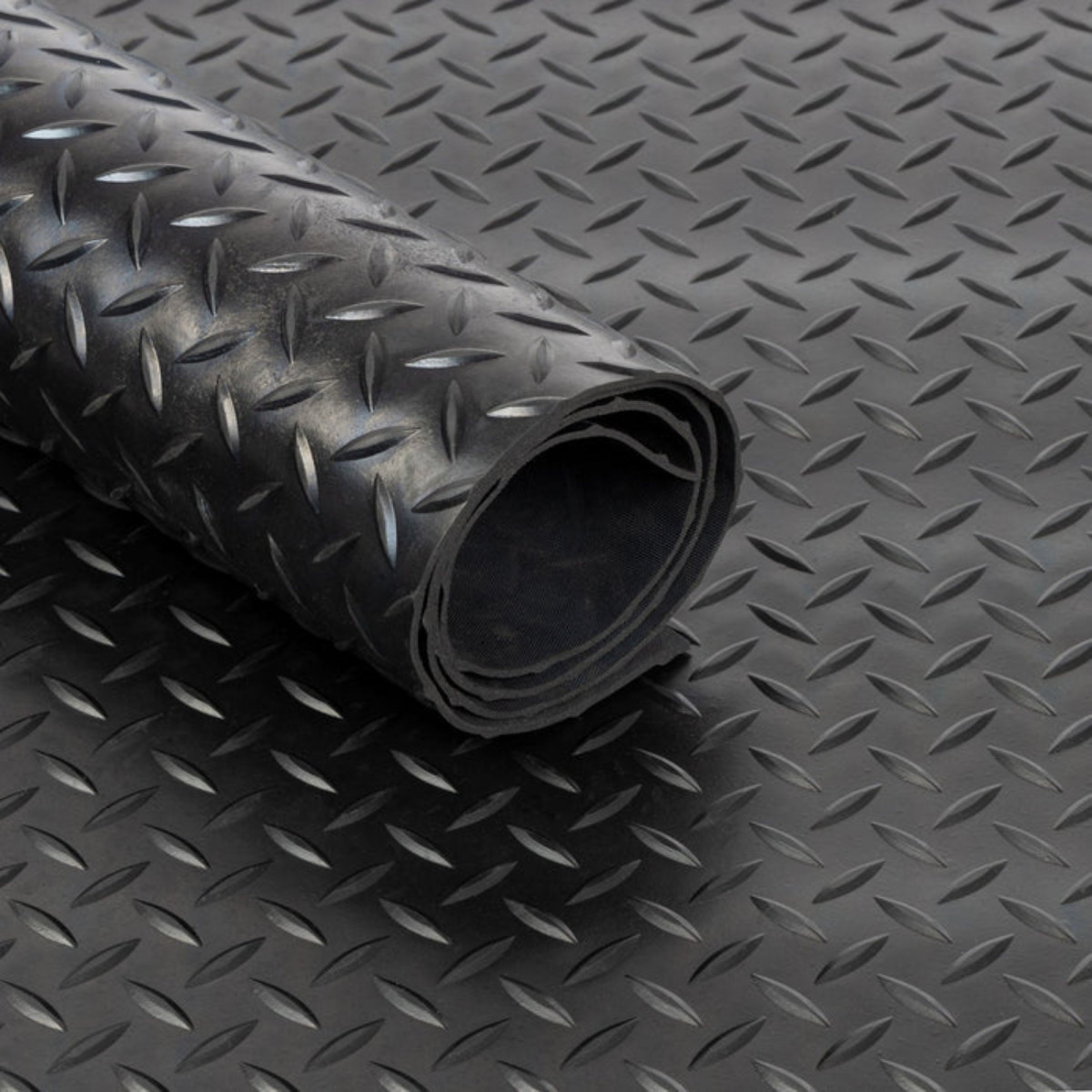 Checker Plate Rubber Matting Roll | Rubber Flooring Mat